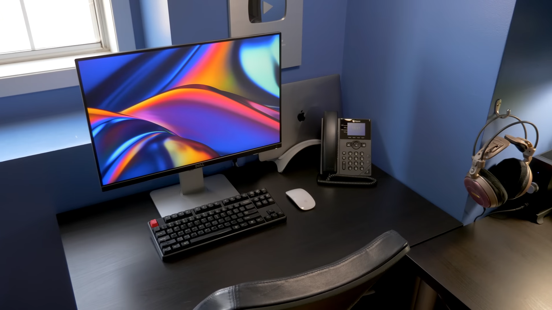 Beginner’s Guide to Computer Basics for Older Adults - Far From Alone